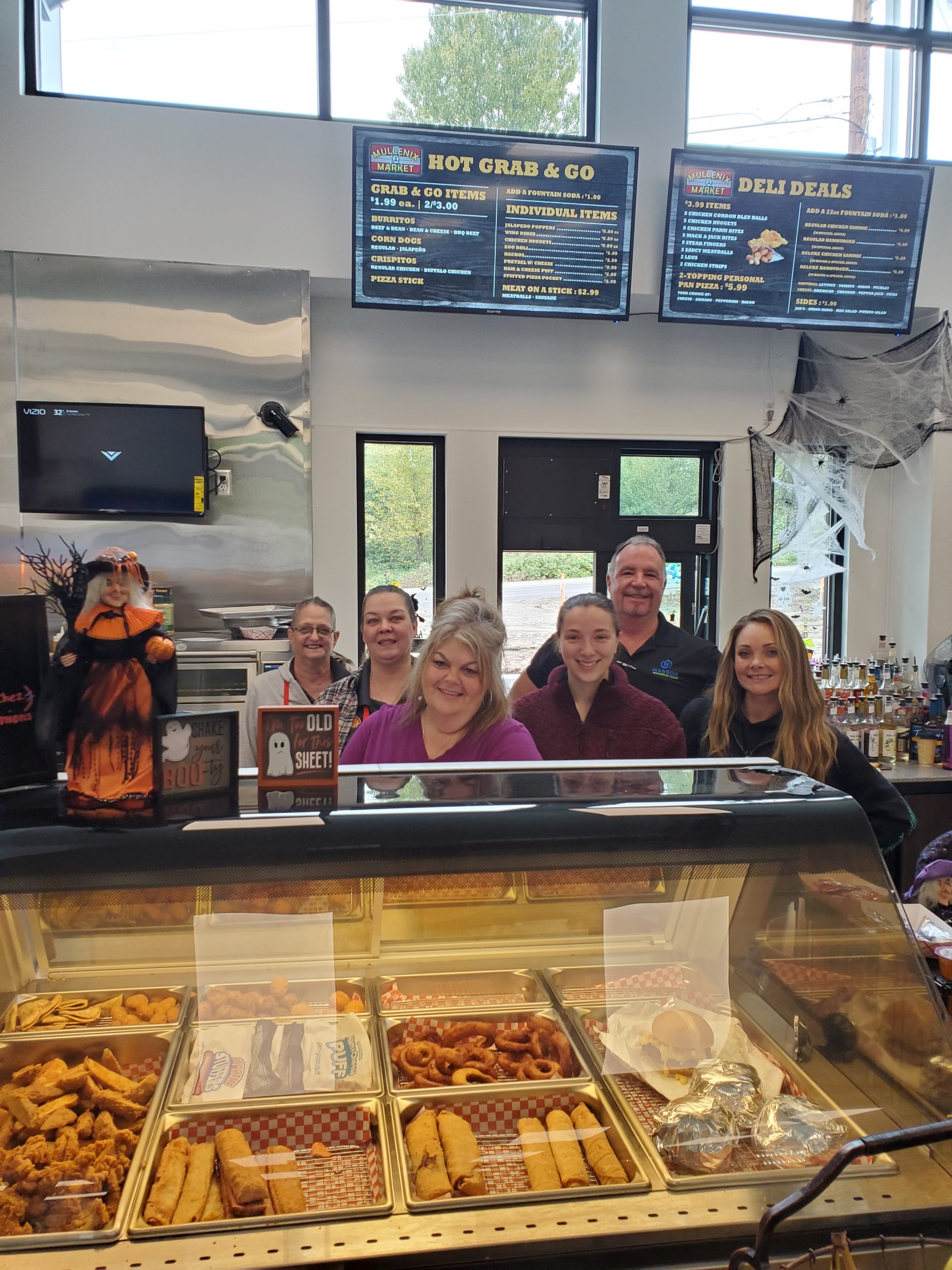 Customer Spotlight: Mullenix Market - Harbor Wholesale